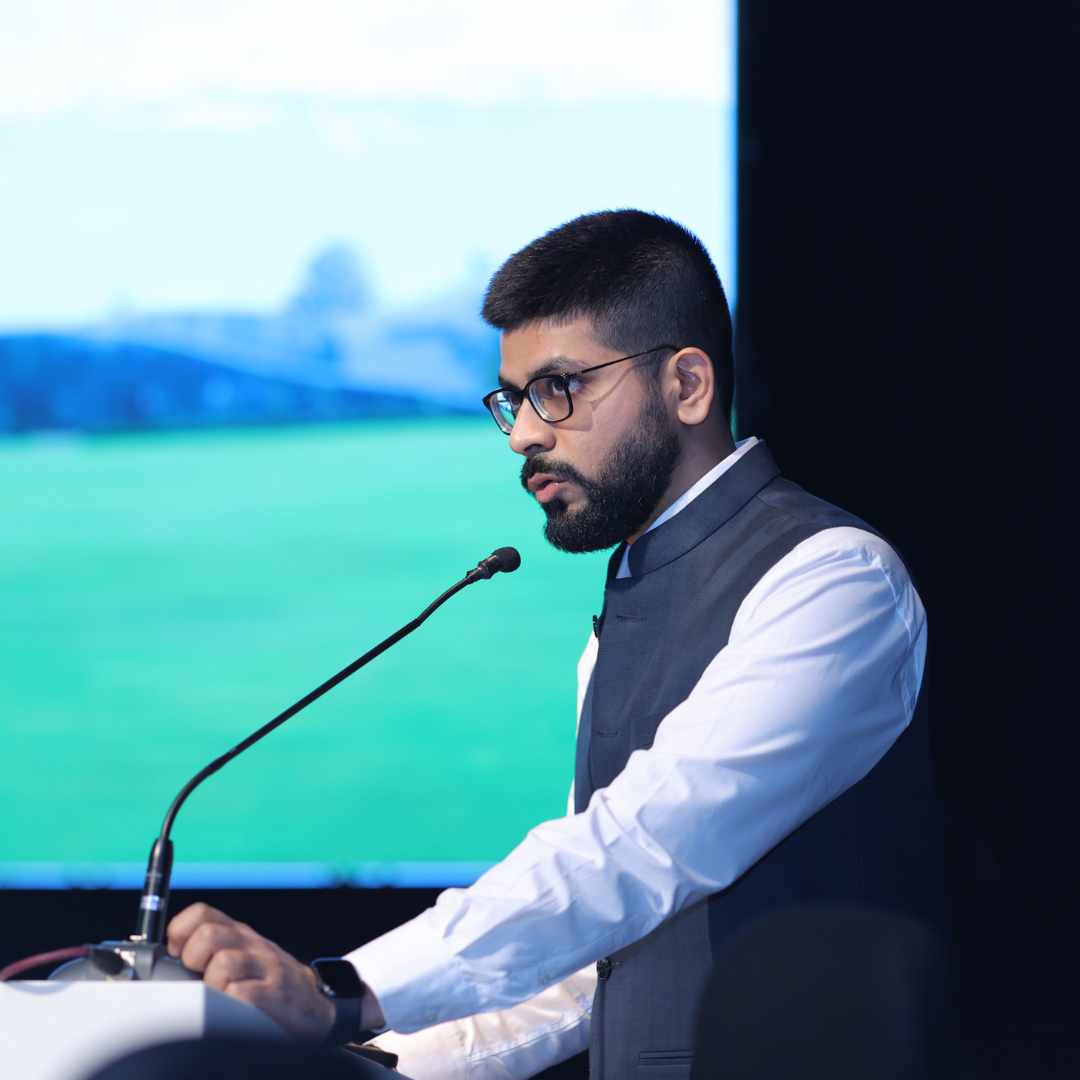 Dr. Kunal Aneja | Consultant Orthopaedic Surgeon In Delhi